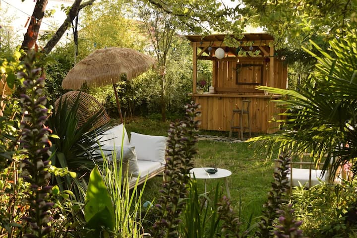 Maison D' Architecte Centre Ville Avec Jardin - Niort