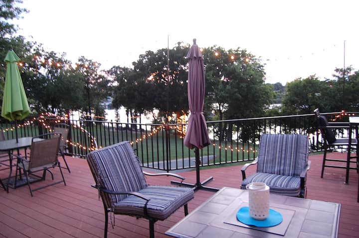 Largest Eufaula Lakefront Rental On The Cove - Eufaula, OK