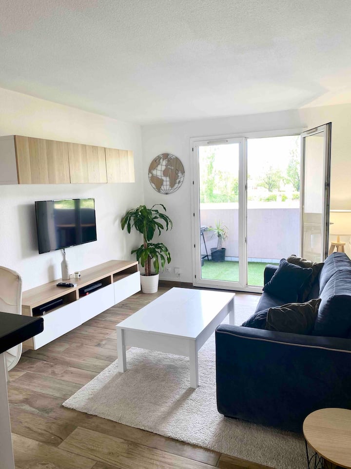 T2 Proche De La Plage Avec Piscine - Mandelieu-la-Napoule