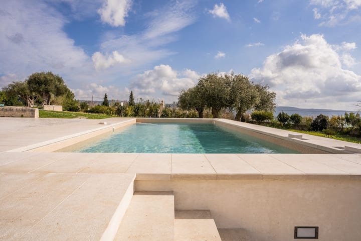 Luxury Villa In Modica - Private Pool - 11 Guests - Sicilië