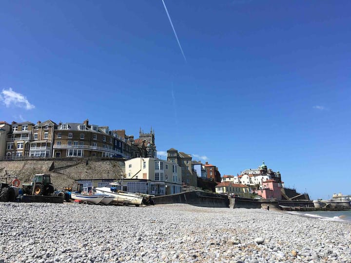 Perfect Bolt-hole For Two Moments From The Beach. - Cromer