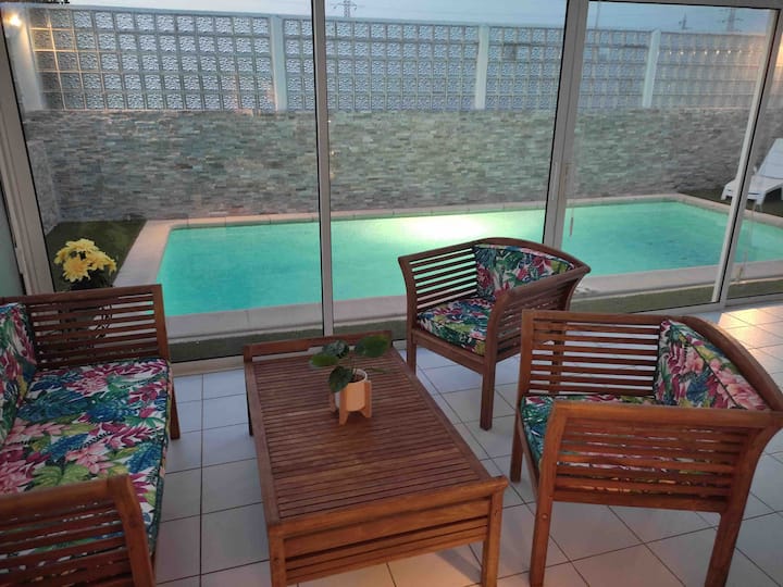 Villa &Piscine Privée 
Sud Montpellier 10km La Mer - Lattes