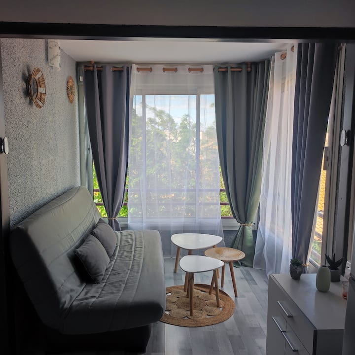 T 2 Avec Place Parking Privé 10 Min à Pied Plage - Valras-Plage