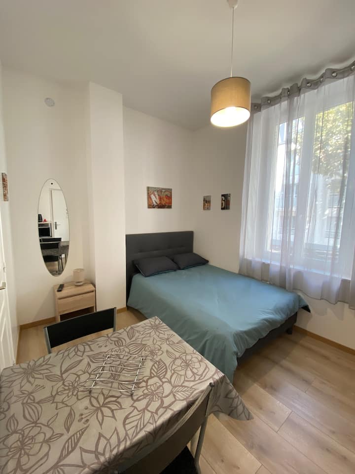 Résidence Le Repos Des Thermes - Studio En Rdc - Rochefort, France