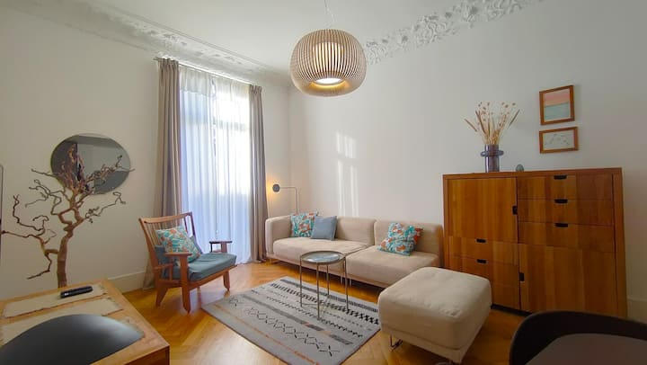 Apt Au Cœur De Cannes. Balcon Sud, 2 Ch.
Classé 3* - Cannes