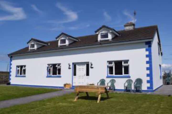 Cois Cuain B & B Double + Single Bed - Doolin
