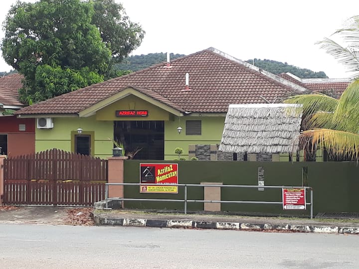Azrifaz Muslim Homestay - Sungai Petani