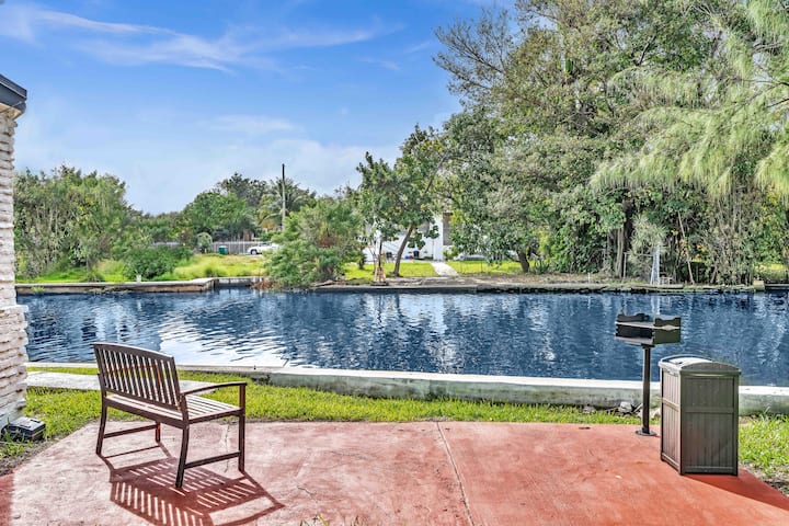 Riverfront 2 Bd Serene Manatee Nature! - Miami