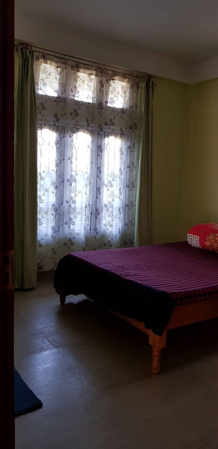 Meadow Muse Room 2 - Ziro