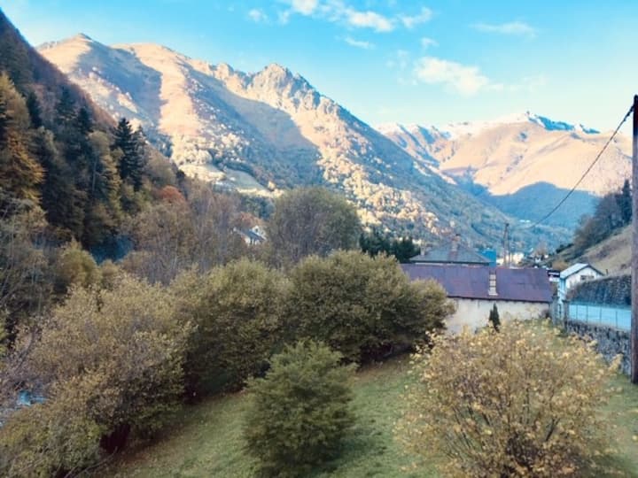 Chalet Cauterets Avec Jardin Au Bord De L Eau - Cauterets