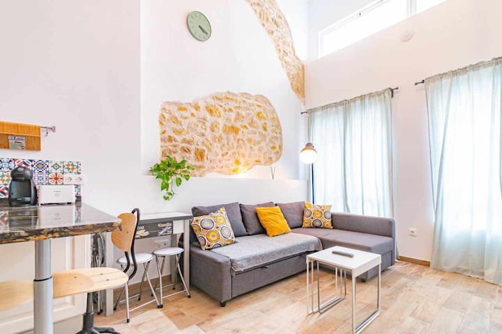 Suncastle Romantic Loft! - Alicante
