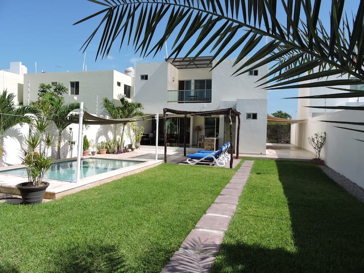 La Maison Blanc Pool & Garden Villa - Mérida, México
