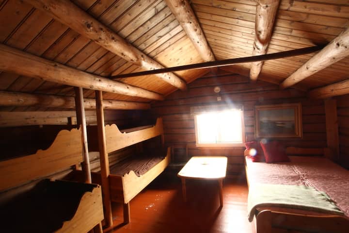 Experience Simple Living In Log Cabin Near Rena. - Rena