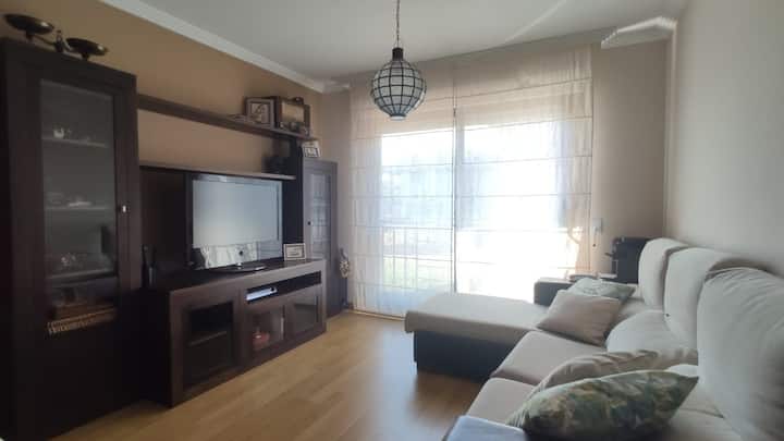 Apartamento Familiar, Céntrico Y Tranquilo. - Sanxenxo