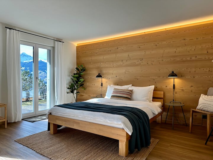 Charming Swiss Chalet With Panoramic Alpine Views - Grindelwald