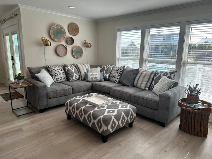 Wastin' Time-canal Front Cottage - Dauphin Island, AL