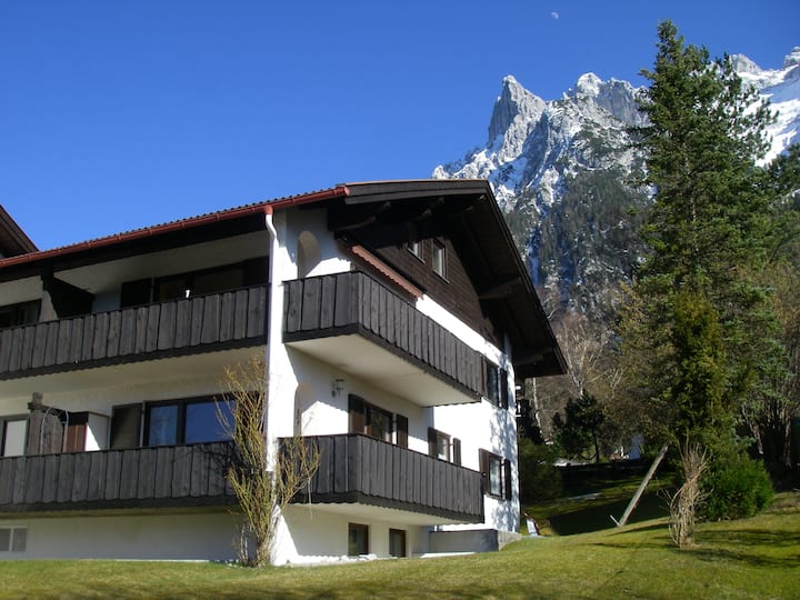 Maisonette-wohnung Im Landhausstil - Mittenwald
