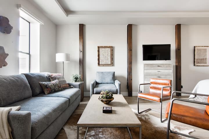 Paso Park Suite 202 - San Miguel, CA