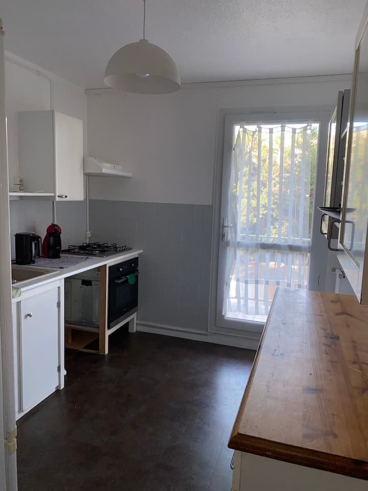 Logement Spacieux & Climatisé - Avignon