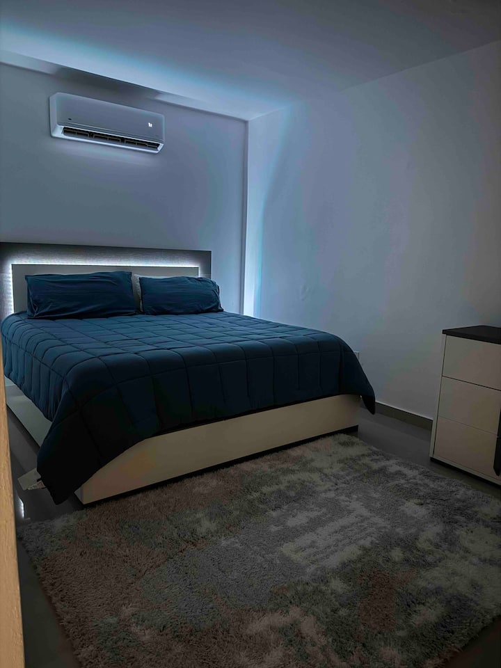 *Beautiful And Quiet Apartment With King Size Bed* - San Juan