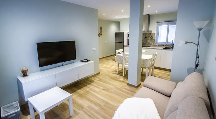 Fab Apartment In Fuengirola's Heart. Casa Abuelo. - Fuengirola