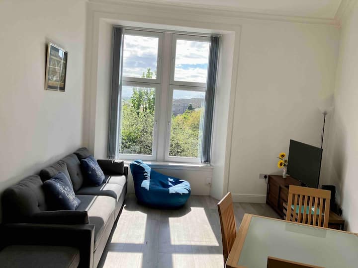 2-bedroom Apartment By Water Of Leith - Leith