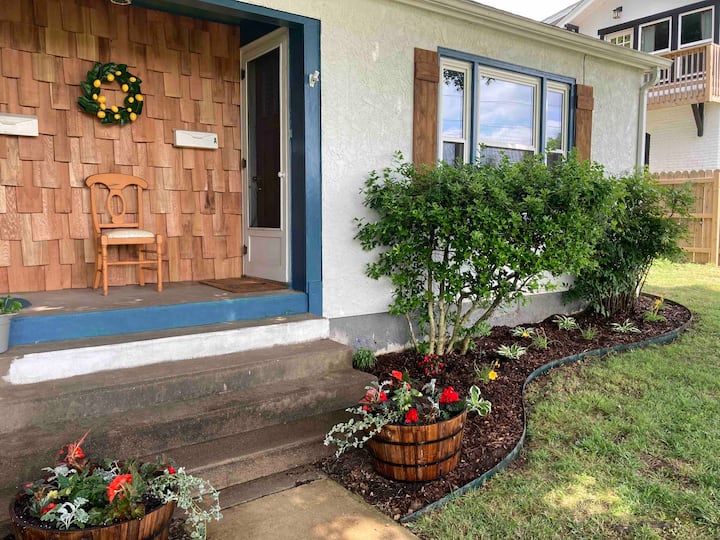 Hillside Haven - Siloam Springs, AR
