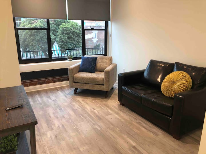 Promenade 167 Work-live Loft - Claremont, CA