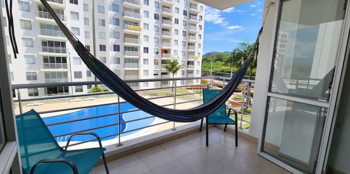 Fresco Apto En Girardot Con Vista Piscina! - Girardot