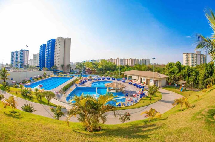 Piscinas 24h - Golden Dolphin Express - Apt Flat - Caldas Novas