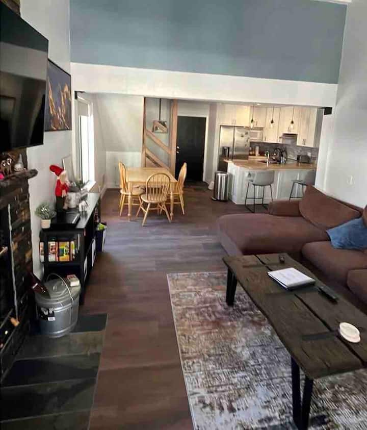 Walk To Canyon Lodge 1 Bdrm+loft - Mammoth Mountain, CA