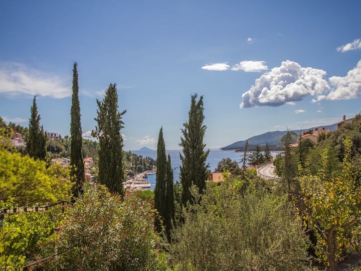 Apartment For 2persons Near The Center - Rabac