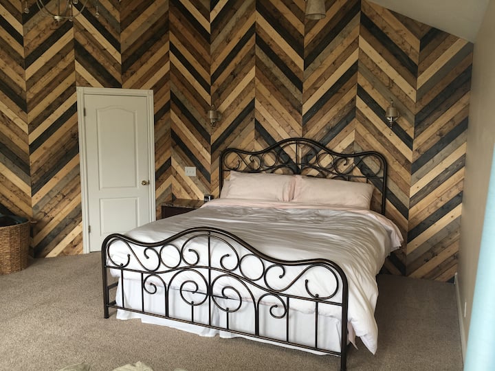 The Seasons - Master Suite Retreat - Layton, UT