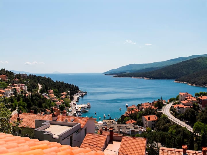 Holiday Apartment With Sea View - Rabac