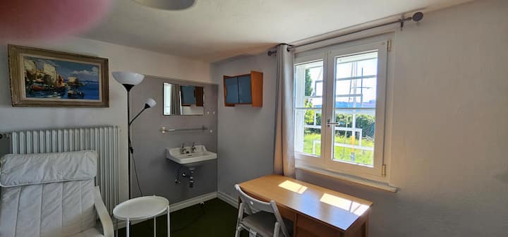 11-nice Independent Room Cozy House 3min To Metro - Lausanne