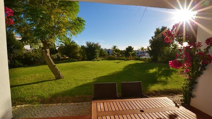Charming Apartment On The Beach .. - Albufeira