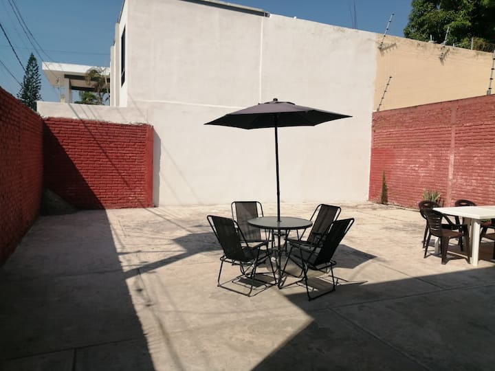Casa Muy Amplia Y Muy Cerca Del Malecón. - Mazatlán