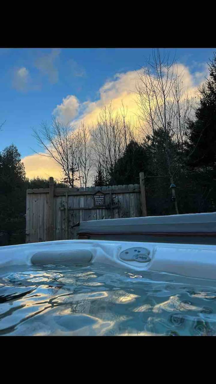 Whiteface Cottage~level 2 Ev Charger~hot Tub~ac - Wilmington, NY