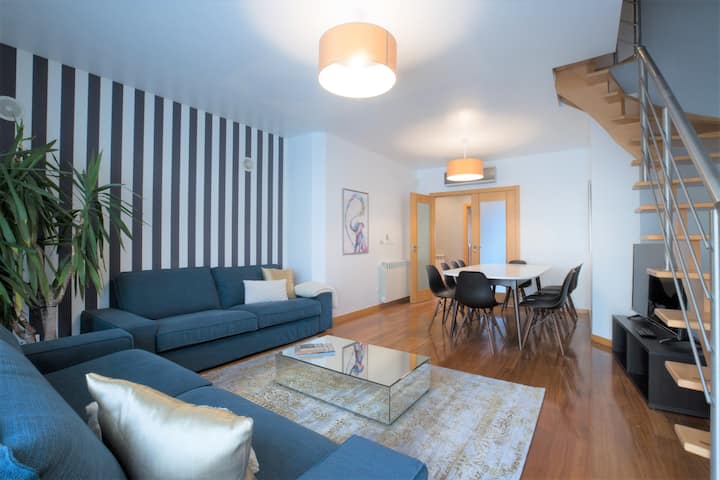 Picoas Duplex Penthouse/5 Rooms/air Conditioning - Lisbon