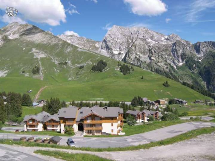 Appartement Avec Vue Splendide, Tout Confort. - Manigod