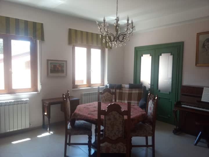 Camera Del Sole In Centro Storico - Gran Sasso d'Italia