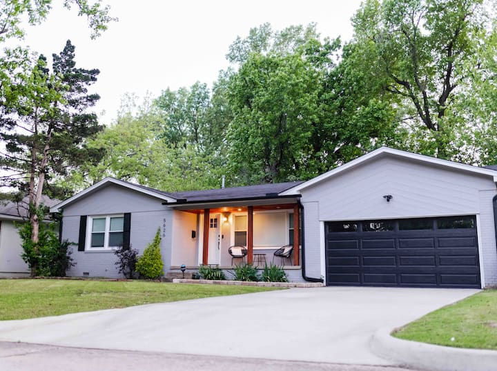 Charming 3-bedroom Home In Midtown Tulsa - River Spirit Casino Resort