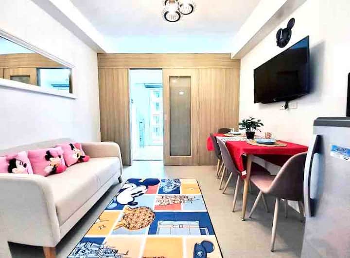 Micky Mouse Inspired 1 Br Near Moa Pasay City - Pasay