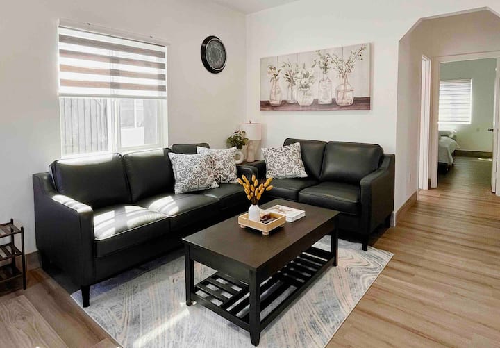New 2br/2ba Home Away From Home (Adu) - Orange County, CA