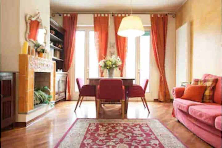 Grande Appartamento Luminoso E Panoramico - Lucca