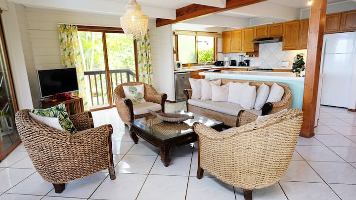 Villa Maharepa Beach By Enjoy Villas/3 Bdrm With Ac/2 Bath/private Pool + Beach - French Polynesia