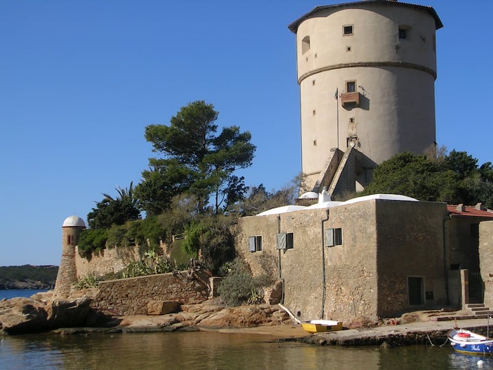 An Ancient Tower On The Sea - Isola del Giglio