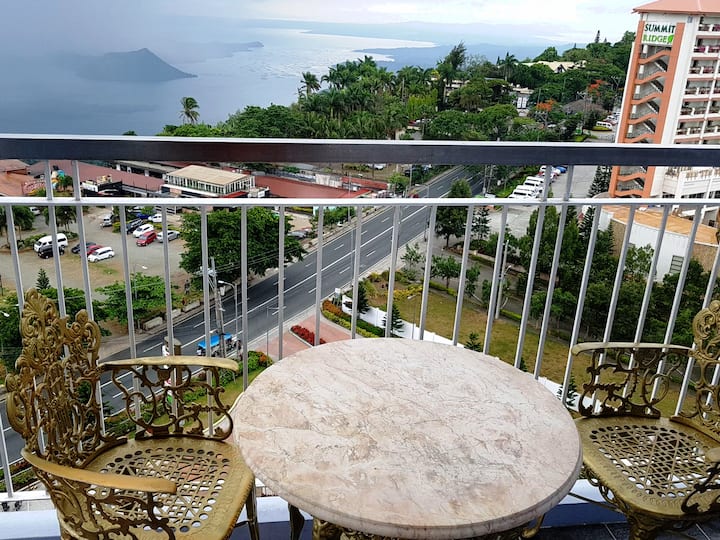 T1 Wind Residence-taal View Veranda+netflix - Philippinen