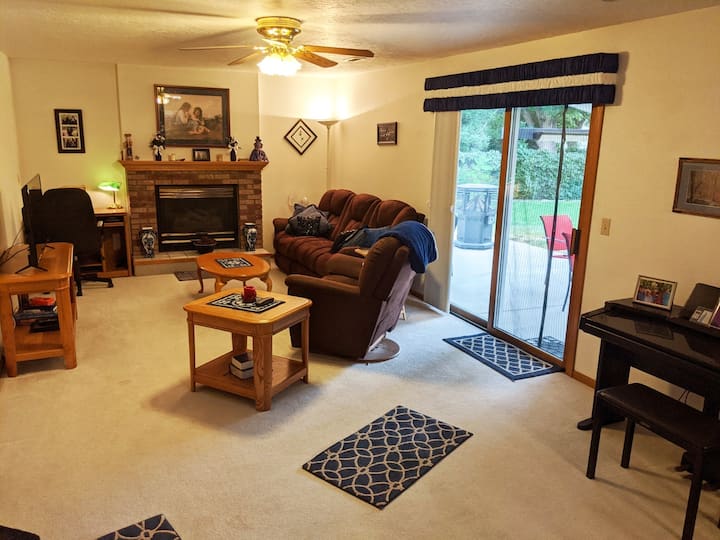 Kathy's Lovely Home - Loveland, CO