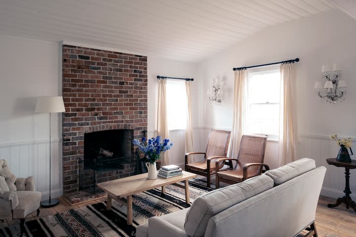 Black Barn Bowral | Designed By Collette Dinnigan - Moss Vale